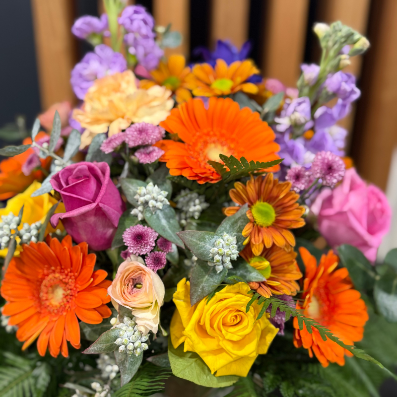 the Tamar Valley Rose shops, for fresh flowers delivered daily ...